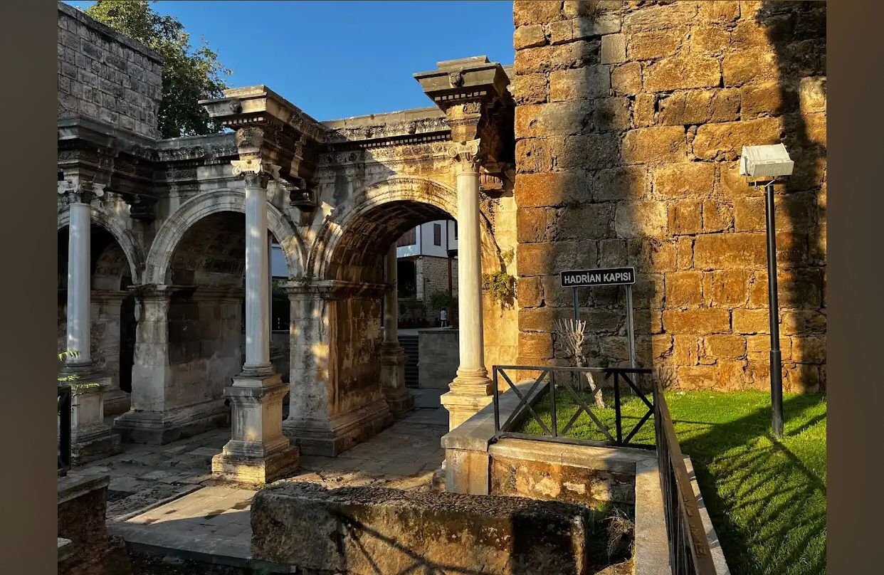 Hadrian’s Gate - Turkey Guide 2026